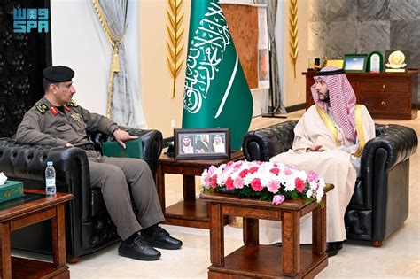 الأمير سعود بن نهار يطلع على خطط مرور محافظة الطائف صحيفة سويفت نيوز