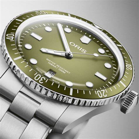 Oris Divers Sixty Five Date Mens Watch 01 733 7707 4057 07 8 20 18