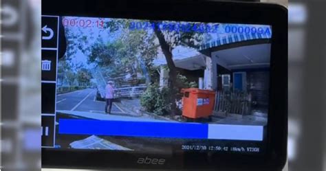 遇阿姨人肉佔位怒嗆「不懂尊重」 台南駕駛1舉動讓她付出代價 社會 Ctwant