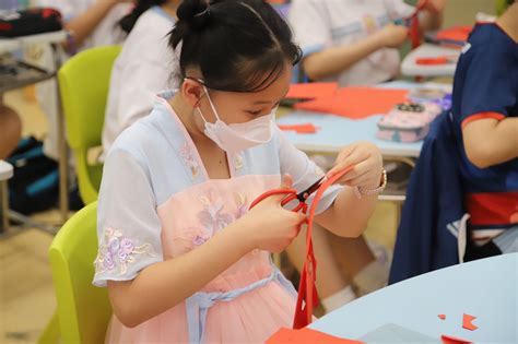 鳳溪創新小學 Fung Kai Innovative School