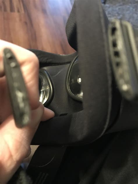 Anyone Know How To Fix This R OculusQuest