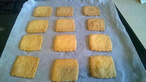 Home Made Custard Creams LaurasPolkaDotCooking