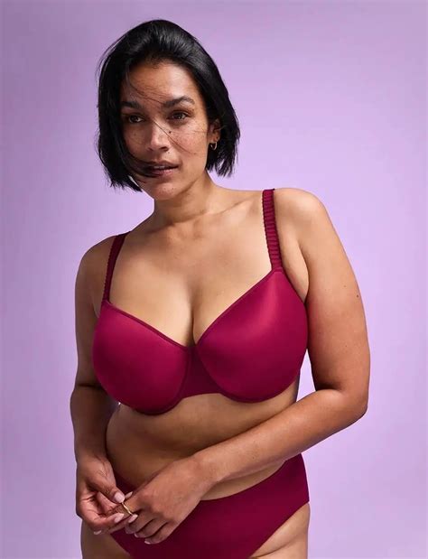 Women With Big Boobs Bras And Panties