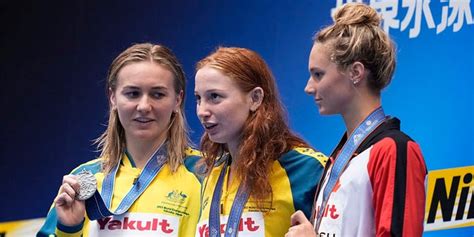 Australian Swimmer Mollie Ocallaghan Sets World Record In Womens 200 Meter Freestyle Despite