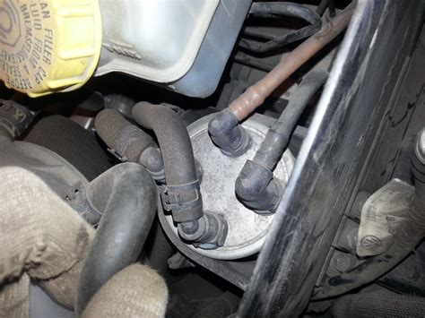 Замена Топливного фильтра. — Volkswagen Transporter T5, 2,5 л, 2008 ...