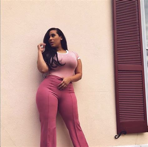 Cyn Santana 🇩🇴🇺🇸🇸🇻 Reality Star Singer Cyn Santana Fashion Fashion