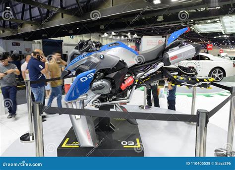 The Based On The Lego Technic Bmw R Gs Adventure Kit Futuristic Concept Hover Vehicle