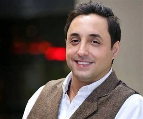 امیرحسین رستمی در ۵۳ سالگی شبیه پسر ۱۸ ساله است این عکس امیر حسین