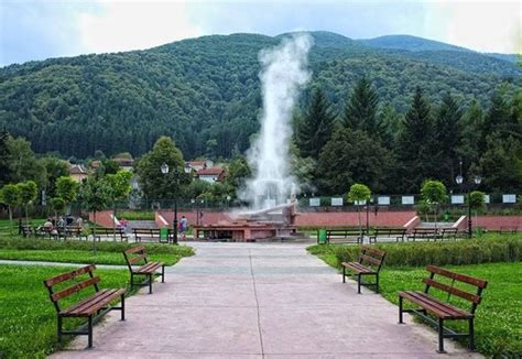 Гейзерът емблемата на Сапарева баня отново е пуснат