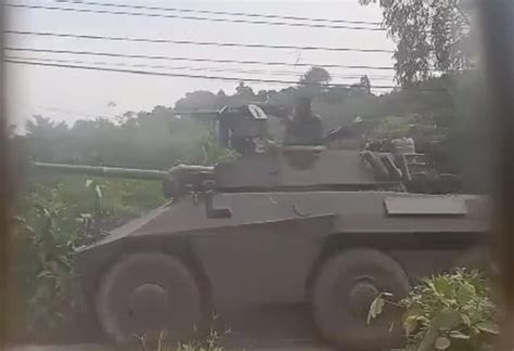 Khit Thit Media On Twitter သထုံမြို့နယ်၊ ဝင်းစိန်ကျေးရွာကို စစ်တပ်က သံချပ်ကာကား ၂ စီး အပါအဝင