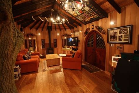 Inside A Grownup Treehouse Treehouse Living Treehouse Masters Fantasy Treehouse Treehouse