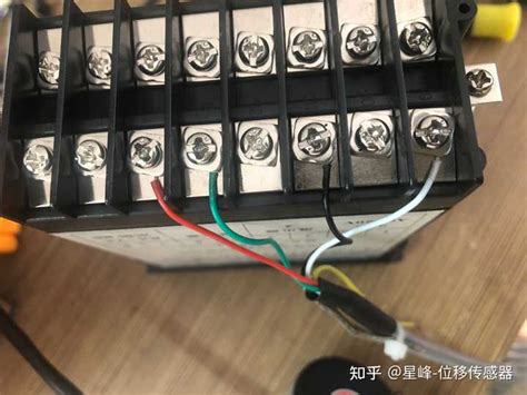 位移传感器、数据采集仪和电脑如何配套使用？ 知乎