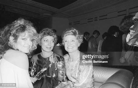 Actress Farrah Fawcett Majors With Her Sister Diane Fawcett And