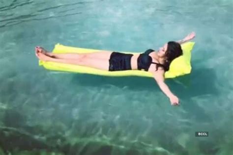 Aashka Goradia Turns Up The Heat In Andaman The Etimes Photogallery Page 5