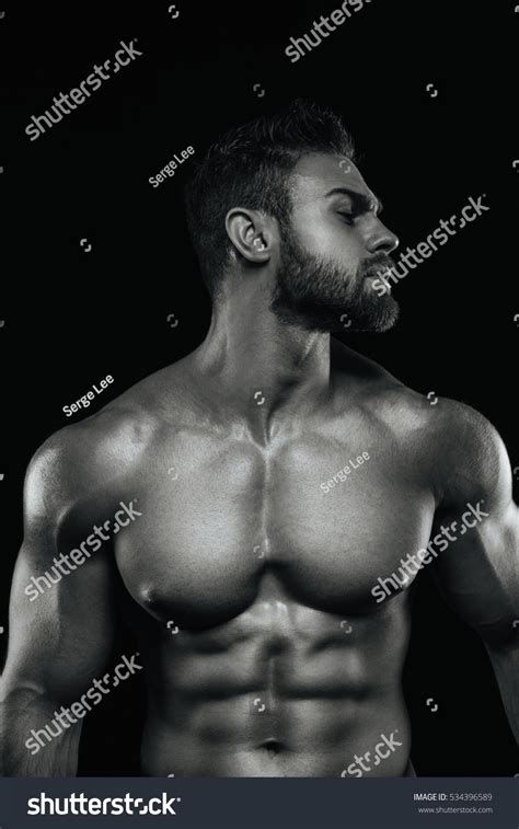 Стоковая фотография 534396589 Male Fitness Model Konstantin Kamynin