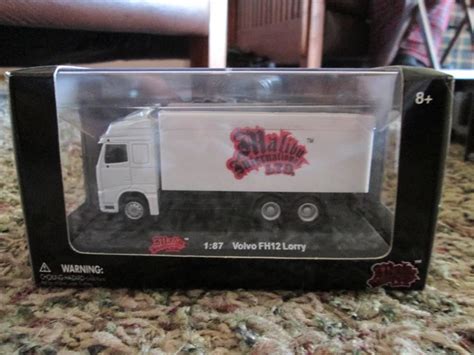 Malibu International Volvo Fh12 Lorry Model Truck Eur 2228 Picclick It