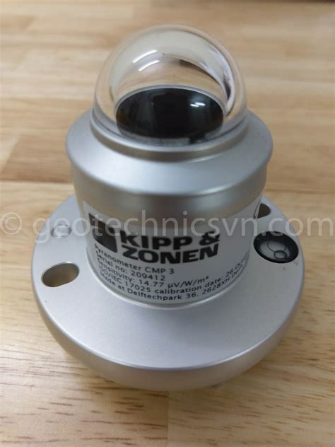 Cảm Biến đo Bức Xạ Mặt Trời Pyranometer Cmp3