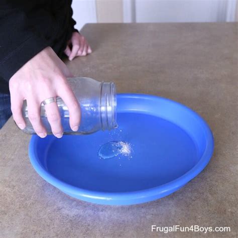 Awesome Science Experiment Make Hot Ice With Baking Soda And Vinegar Frugal Fun For Babes And