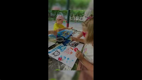 В группе «Фиалки сегодня не простой день а День котенка Так решили