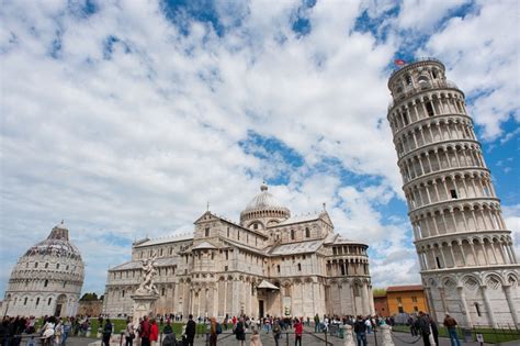 イタリアピサの斜塔で有名なピサ周辺のおすすめ観光地5選 おすすめ旅行を探すならトラベルブック TravelBook