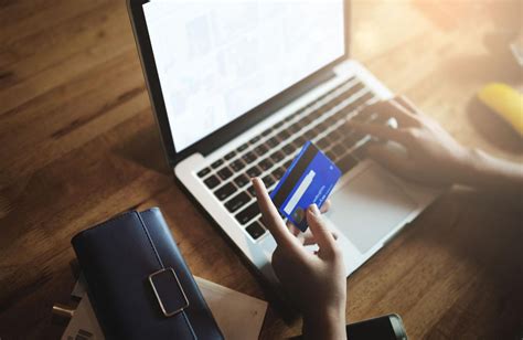 Що таке інтернет банкінг розповідаємо простою мовою Полтавщина