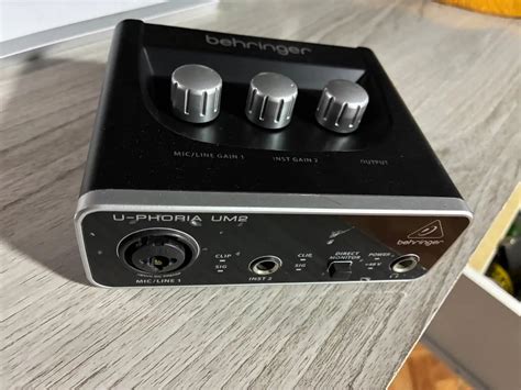 Interface De Áudio Behringer U Phoria Um2 Equipamentos E Acessórios De Som Água Limpa Volta