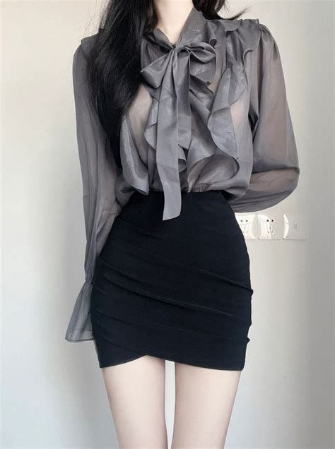 쉬폰 시스루 리본 프릴 블라우스