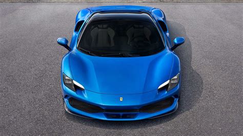 페라리 새로운 V6 엔진 탑재한 296 Gts 공개