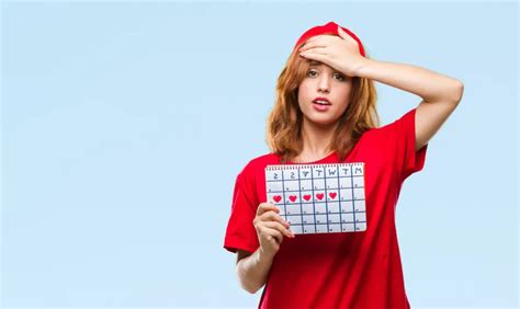 月经颜色发黑、还有血块排出， 这正常吗？ 知乎