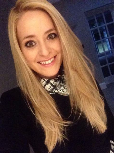 Pin Su Fleur De Force