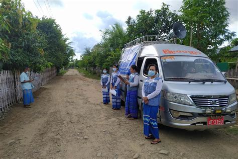 ဂန့်ဂေါမြို့နယ်တွင် ကိုဗစ် ၁၉ ရောဂါ ကြိုတင်ကာကွယ်ရေး အသိပညာပေးနှိုးဆော် Information And Public