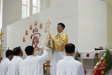 辽宁抚顺高山路基督圣体圣血堂5年24小时朝拜圣体不间断 信德文化学会 信德网
