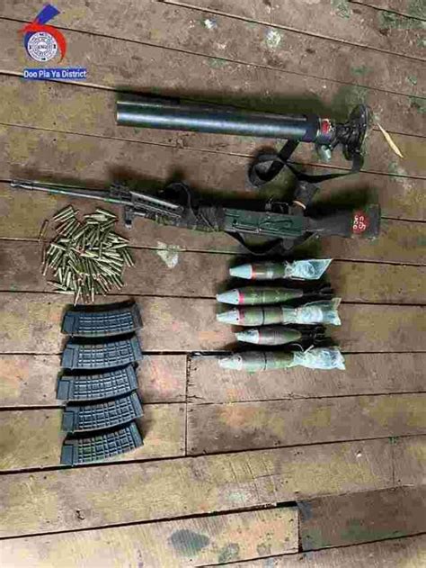 Knu တပ်မဟာ ၆ ထံသို့ လက်နက်ခဲယမ်းများနှင့်အတူ အလင်းဝင်လာသော တပ်မ ၄၄ လက်အောက်ခံ ခမရ ၁၁၈ မှ စစ်သား