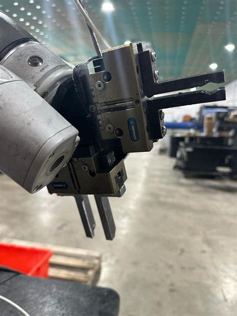 Techman Tm 12 Robot Cobot 2021 Schunk Grippers 12kg Payload