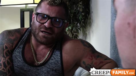Oozing Sex Appeal And Masculine Stepdaddy Riley Mitchel Is What Attracts His Gay Stepson Eporner