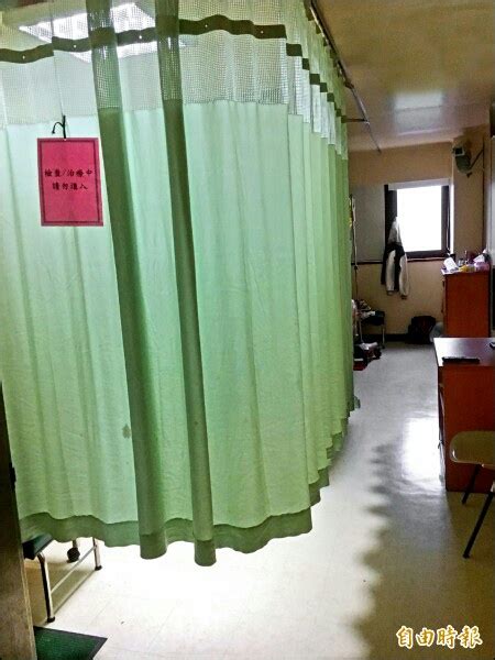 新聞 雙人病房 淪砲房？ 護理師 尬病患床震 看板sex Ptt網頁版