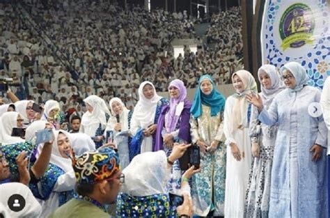 Fery Farhati Bkmt Berperan Dalam Menjaga Moral Dan Akhlak Bangsa