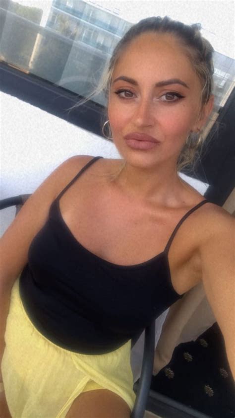 Katies Live Cams Skype Teams Discord Telegram