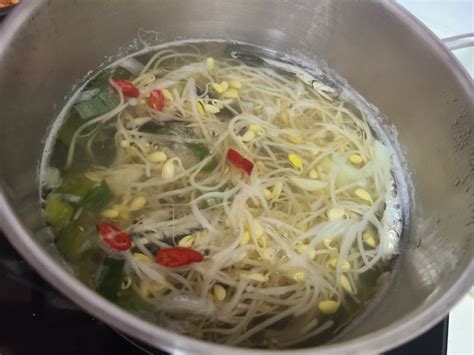 얼큰하고 시원한 콩나물 국 끓이기
