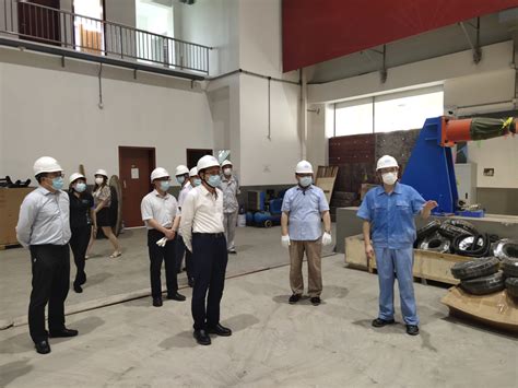 加快创新项目投资建设推进重点产业高质量发展