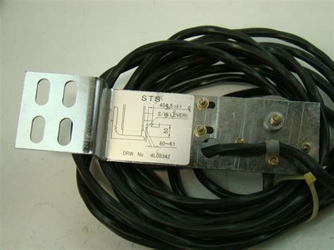Crouzet Limit Switch On Lever Mounting Plate 83 850 501 Joseph Fazzio Incorporated
