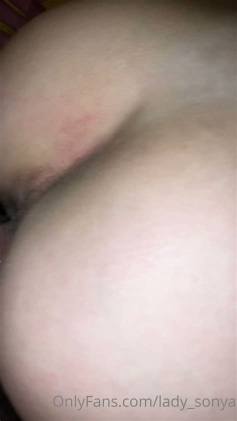 Lady Sonya Sex On The Kitchen Table