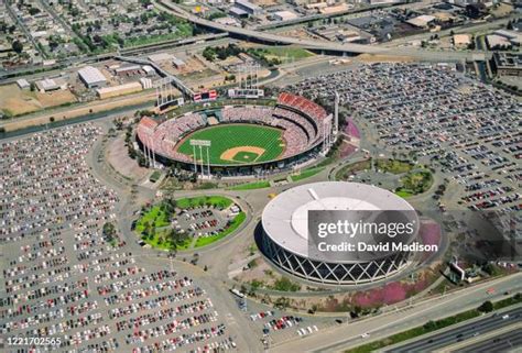 The Arena In Oakland Photos And Premium High Res Pictures Getty Images