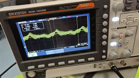Please Help MCC USB X Analog Input Readings Odd Behaviour Data Acquisition DAQ Data
