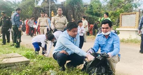 ស ស យ ក ក្រុងកំពង់ចាម និងស្រុកកំពង់សៀម ចូលរួមទិវាអនាម័យបរិស្ថានជាតិ ២៣វិច្ឆិកាក្រោមប្រធានបទ