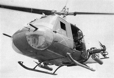 Bell Uh 1b C Huey Cobra Frog Gunship Helicopter