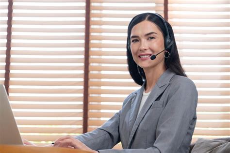 Premium Photo Female Call Center Operator Or Customer Service Helpdesk Staff Blithe