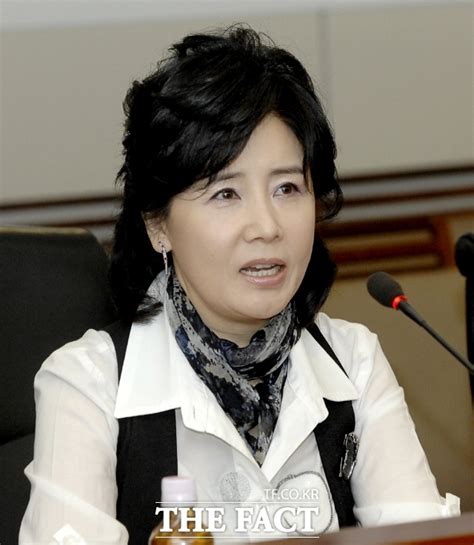 강일홍의 클로즈업 선우은숙의 요란한 법적 대응제얼굴에 침 뱉기 연예 기사 더팩트