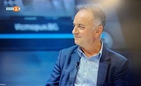 Yurii Prodanov On Linkedin Сократ казвал че в основата на всяка образованост е прегледът…