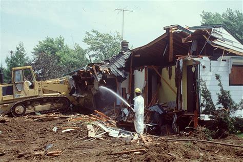 A Look Back At The Love Canal Disaster Multimedia